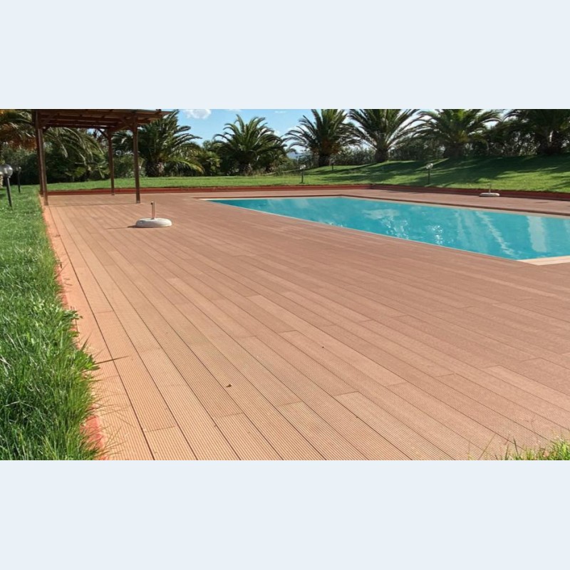 Pavimento Piscina Legno Composito WPC DECKING LIGHT 2,3 x 14,6 x 200