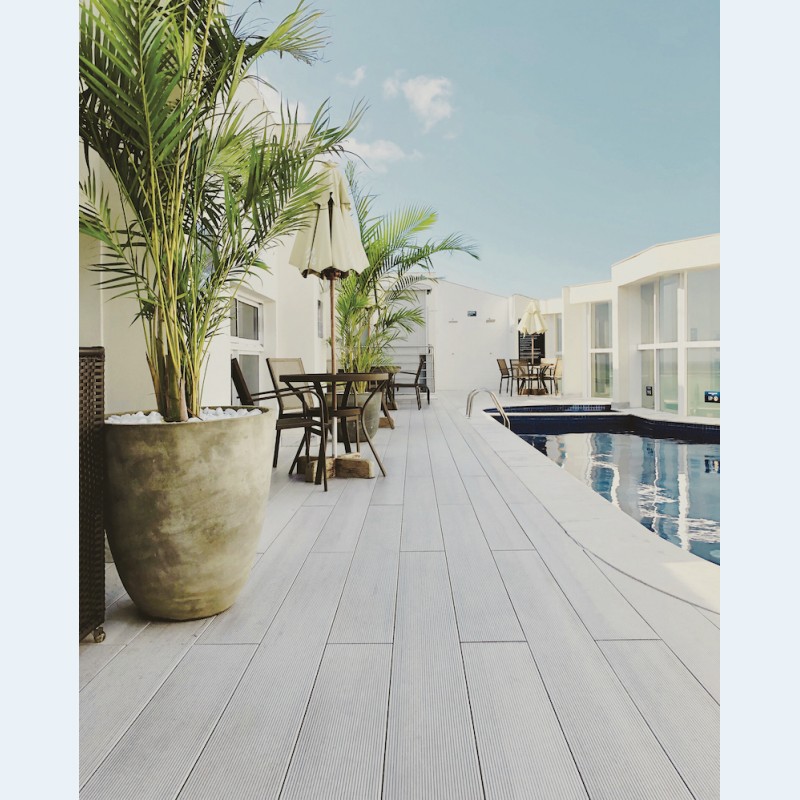 Listoni WPC CLASSIC: Pavimenti Esterni Resistenti e di Design | NEPO